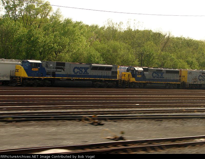 CSX 4591 and 6461
